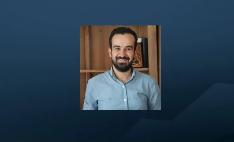 İZMİRLİ AVUKAT BARIŞ IŞIK YAŞAMINA SON VERDİ - https://www ...